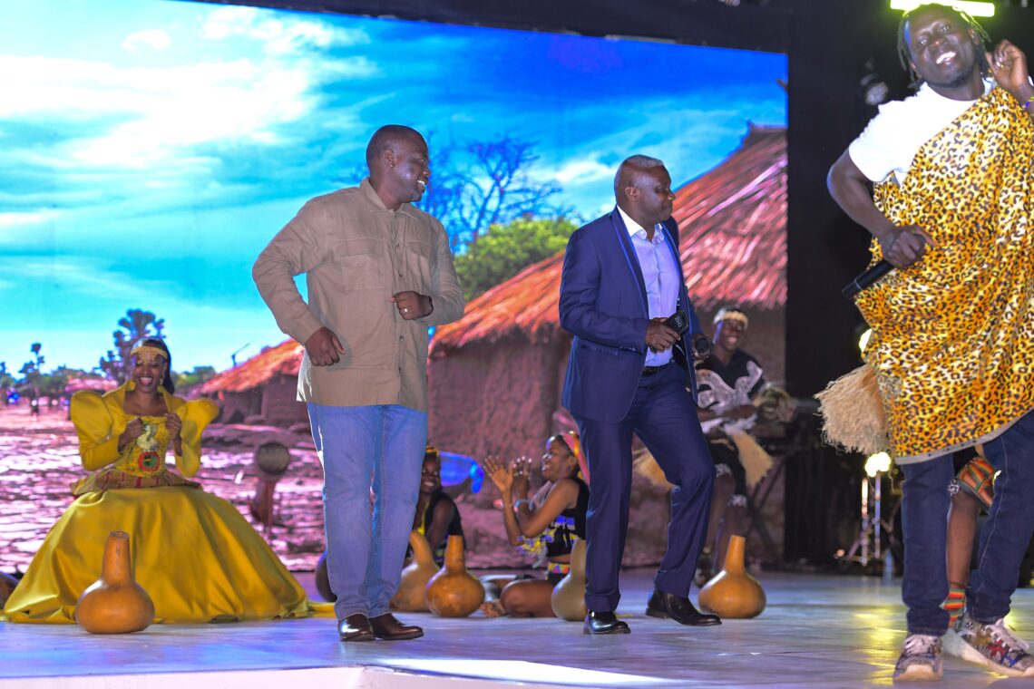 PRESIDENT MUSEVENI GRACES YOWERI MUSIC ALBUM LAUNCH – BIISO FM
