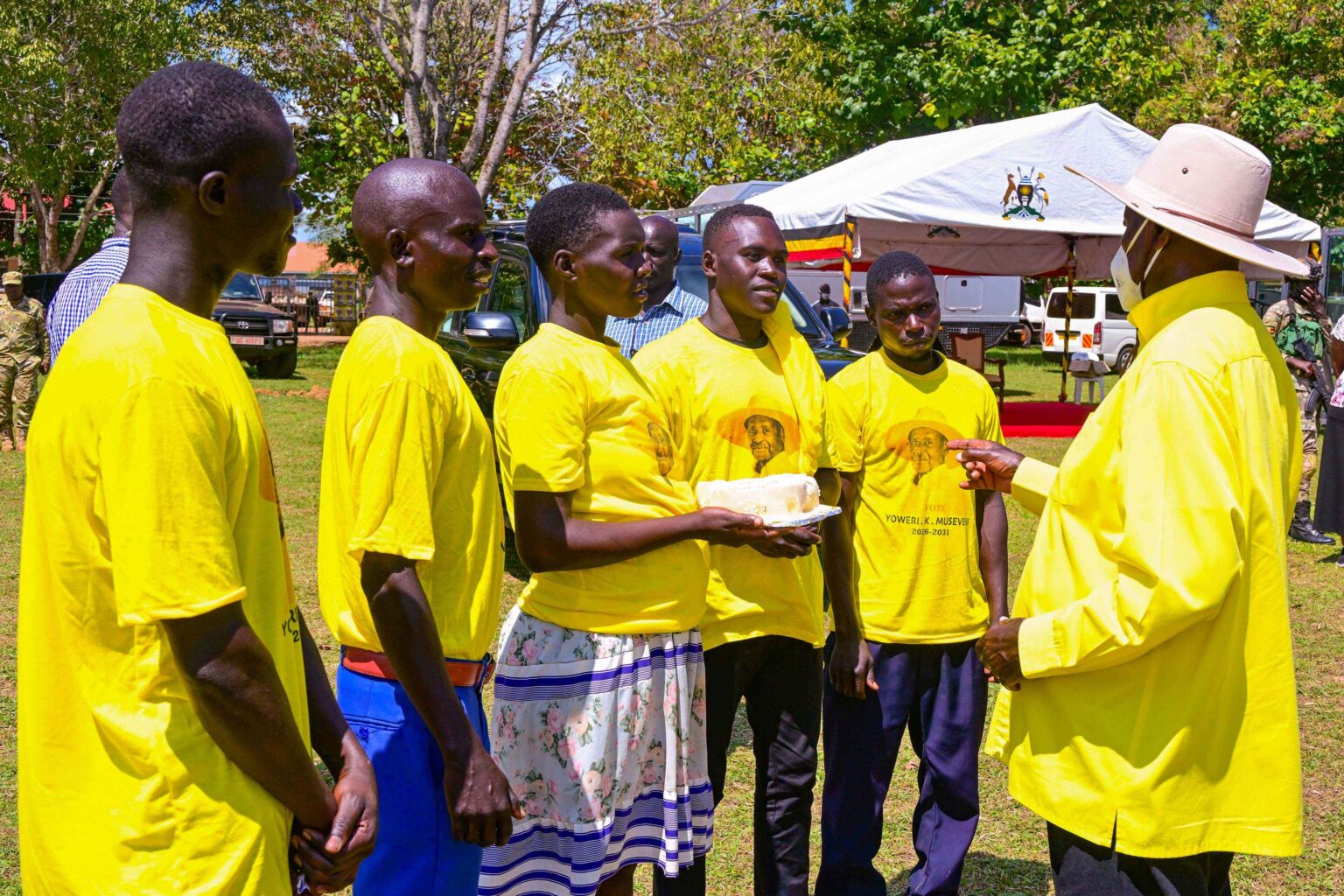 PRESIDENT MUSEVENI ANNOUNCES MASSIVE FISH FARMING DRIVE AS HE CAMPAIGNS ...